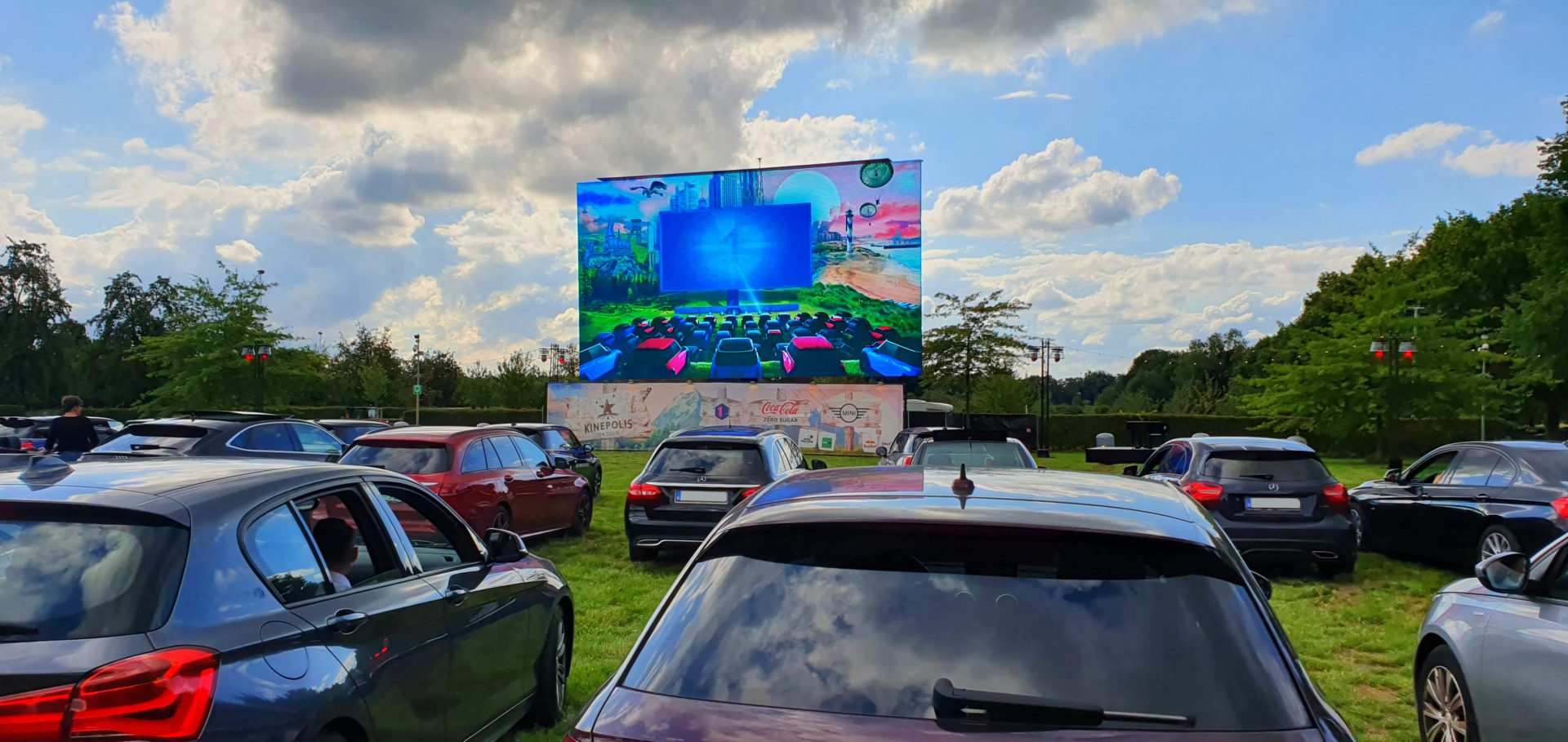 LED screen for outdoor movies & Drive-ins - HD Ledshine