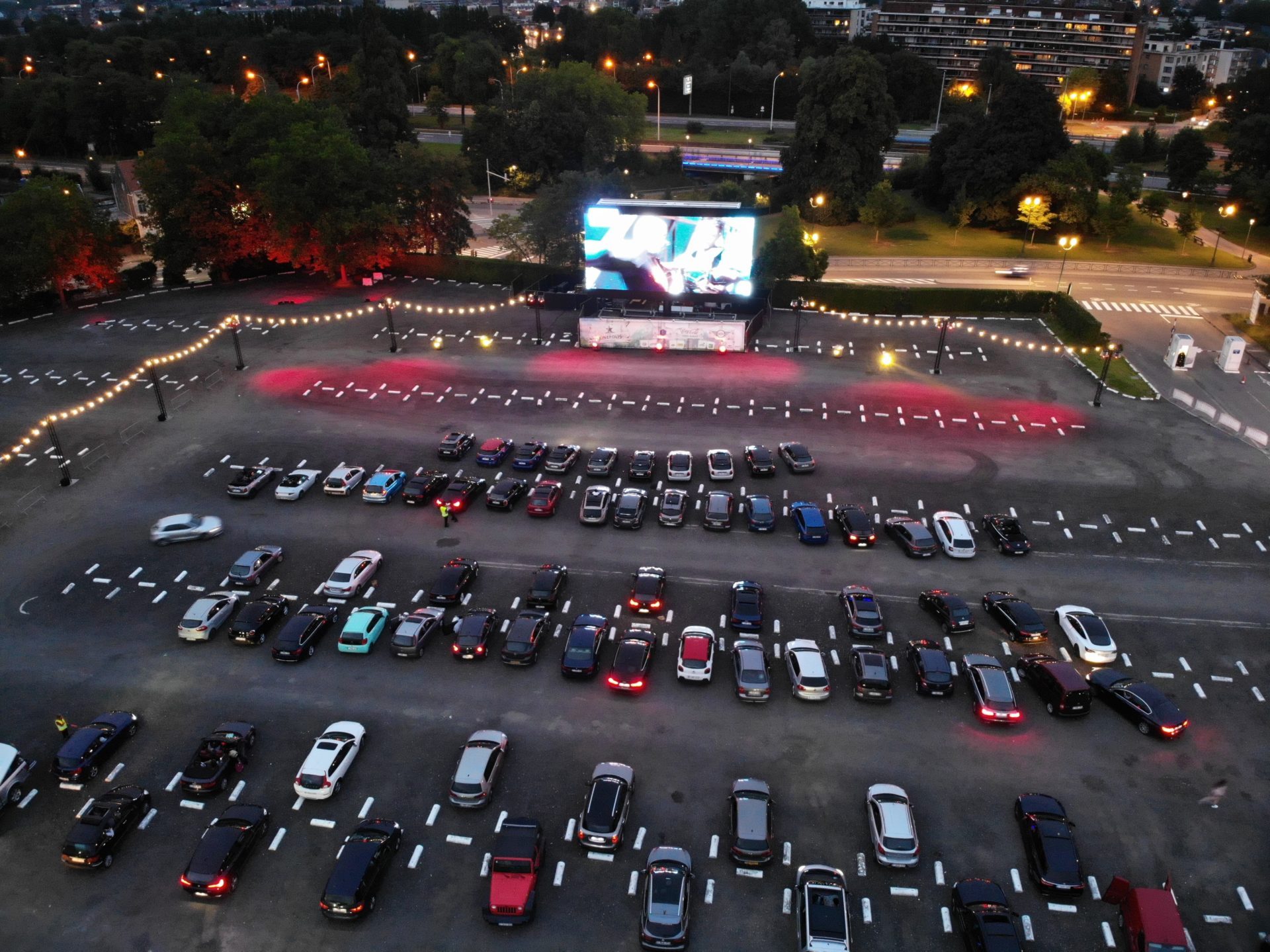 LED screen for outdoor movies & Drive-ins - HD Ledshine