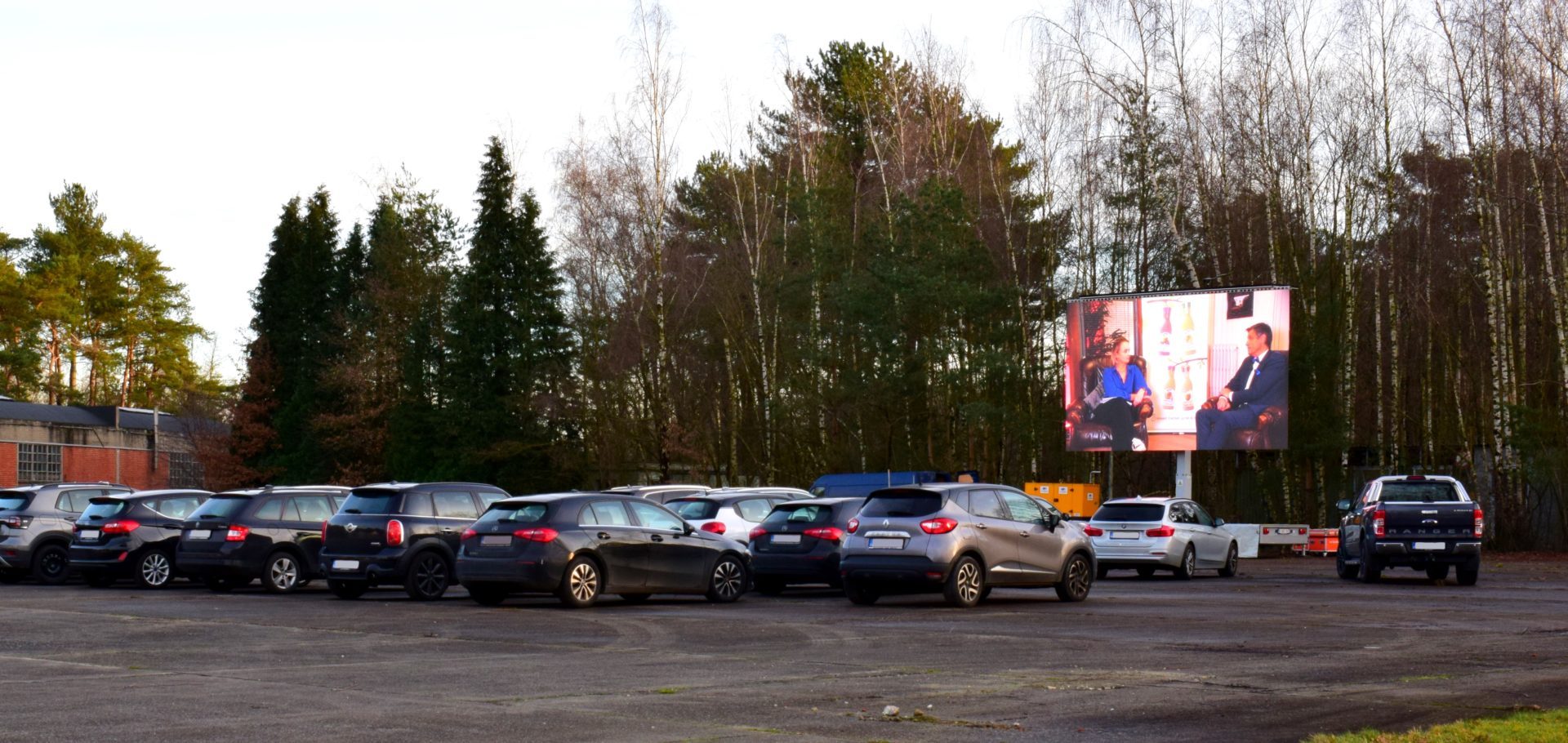 LED screen for outdoor movies & Drive-ins - HD Ledshine